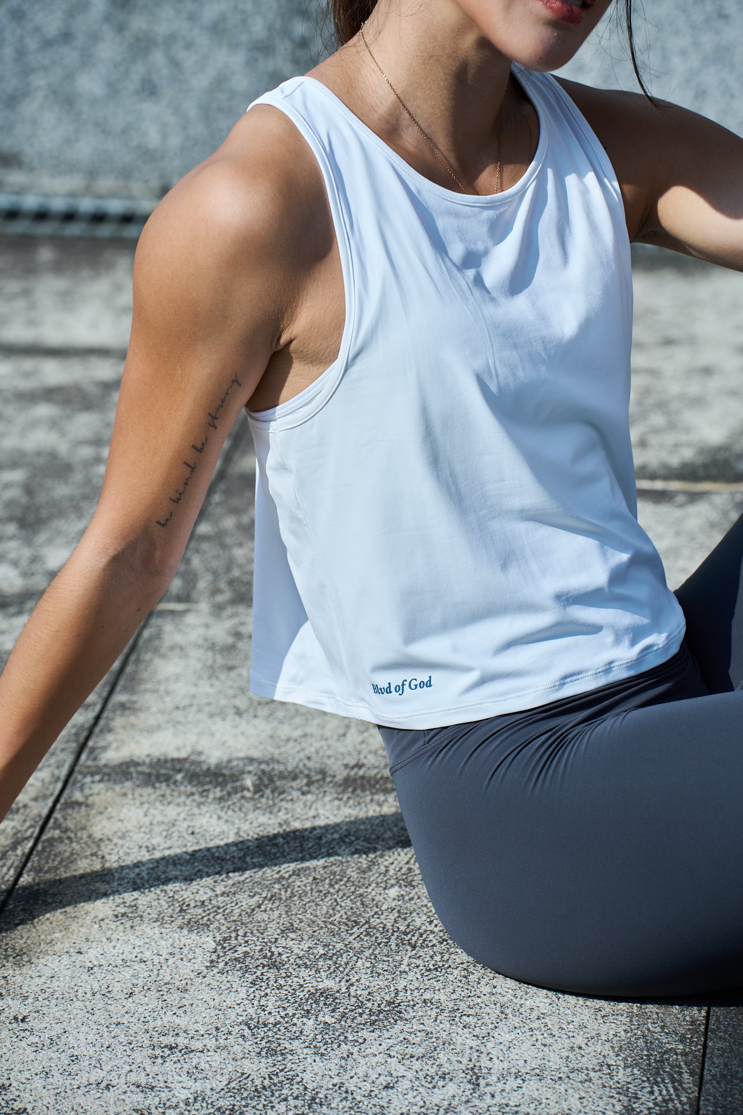 Crop Top - Classic White｜Blvd of God